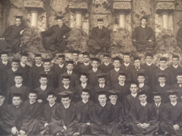 AMHERST COLLEGE 1910 original Graduating Class Photo
