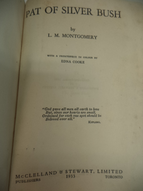 Pat of Silver Bush [fine binding]